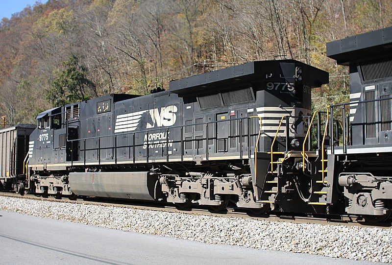 NS 9775